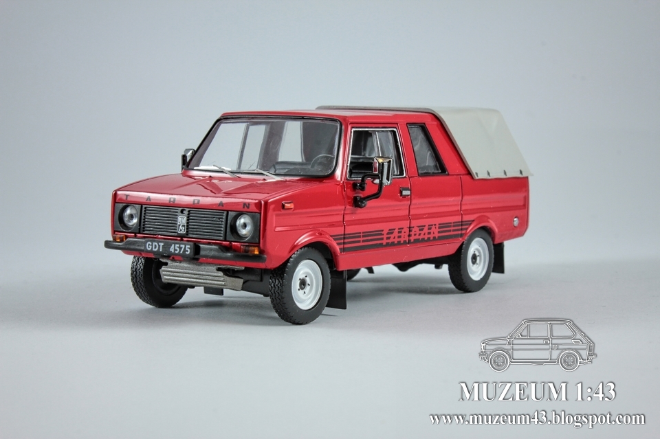 Tarpan 237 1:43 Ist Models - Muzeum 1:43
