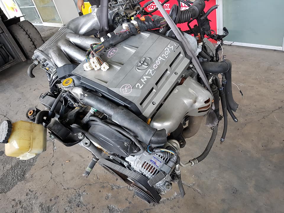 NAZA RIA BERENJINKAN ENJIN TOYOTA