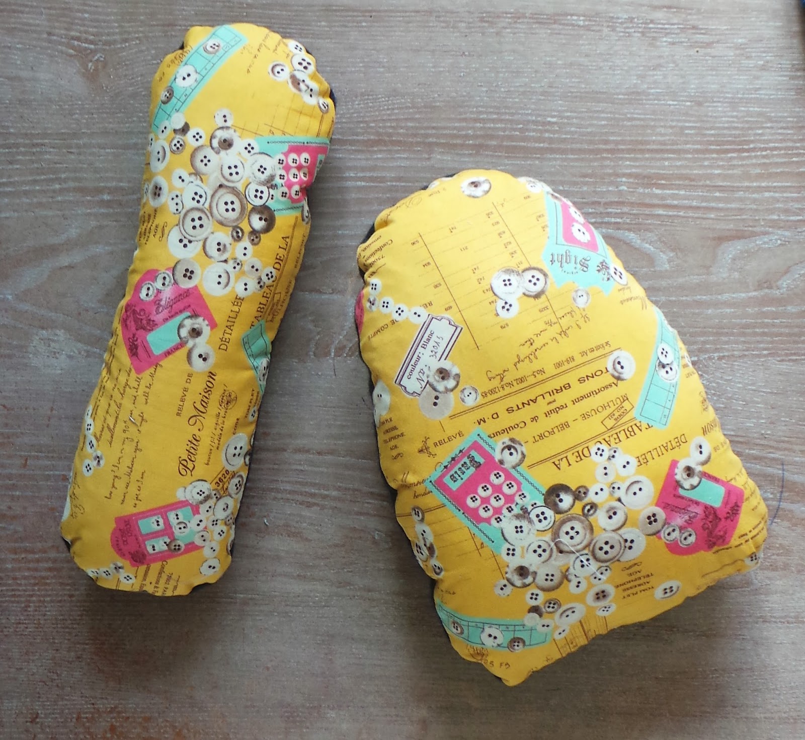 KnitWitsOwls: DIY Tailors Ham and Sleeve Roll