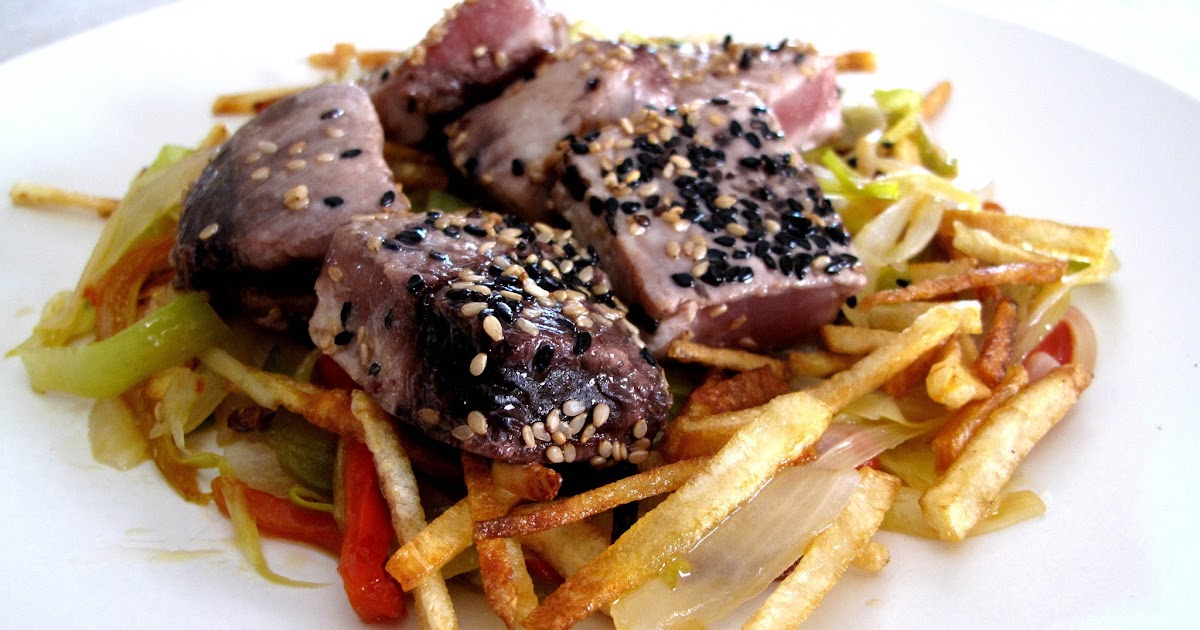 LOS DOMINGOS COCINO YO: ATUN CON FRITO DE VERDURAS