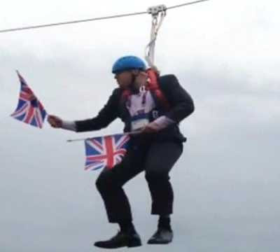 London Art News: Boris Zipped