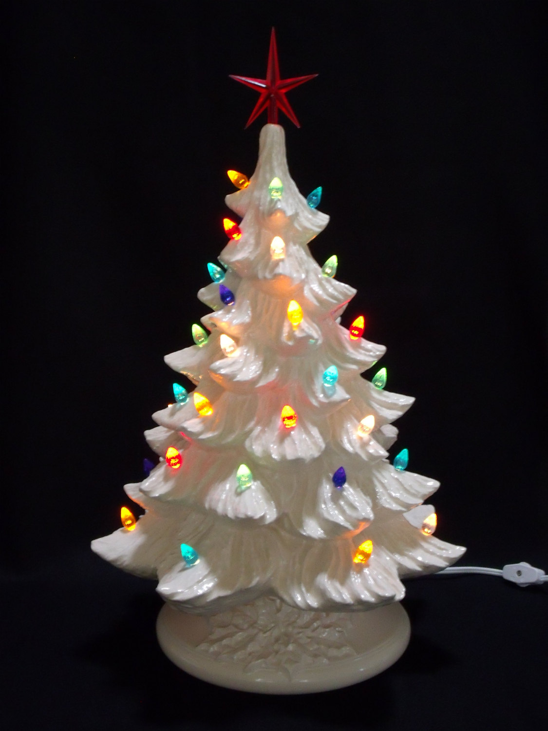 LoveTheSeventies: CERAMIC CHRISTMAS TREES
