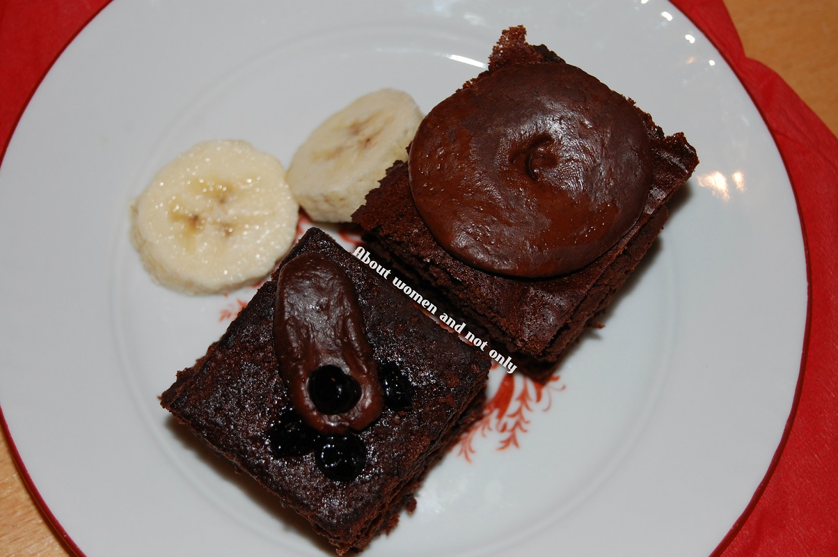 Desertul de weekend: Mini amandine