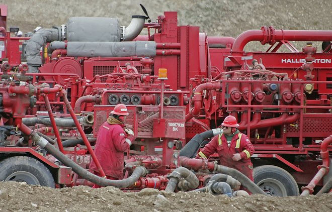 WTFrack.org: Fracking gold rush lifts Halliburton as well backlog swells