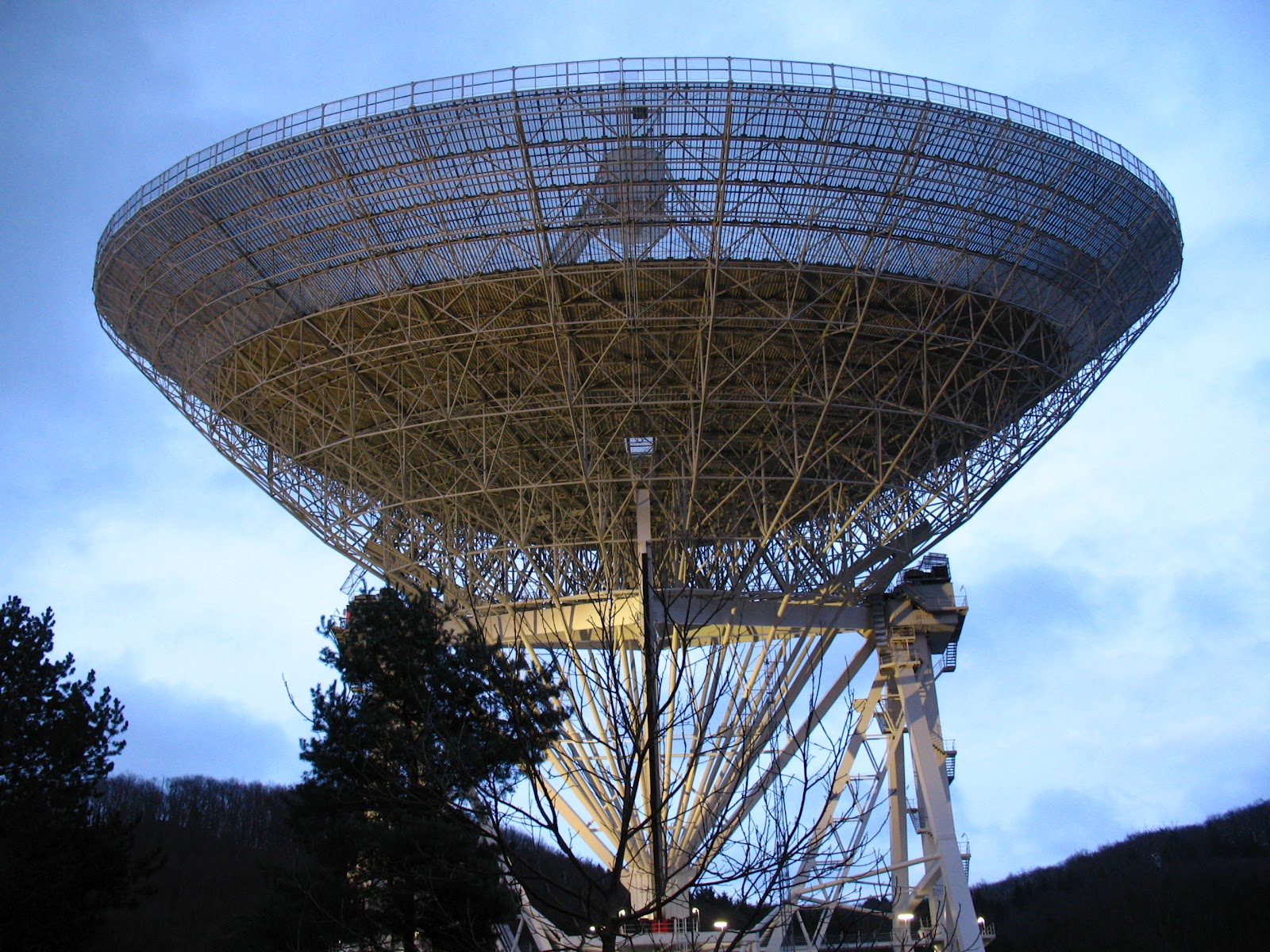 2physics Pulsar Timing Arrays Gravitational Wave Detectors As Big As The Galaxy