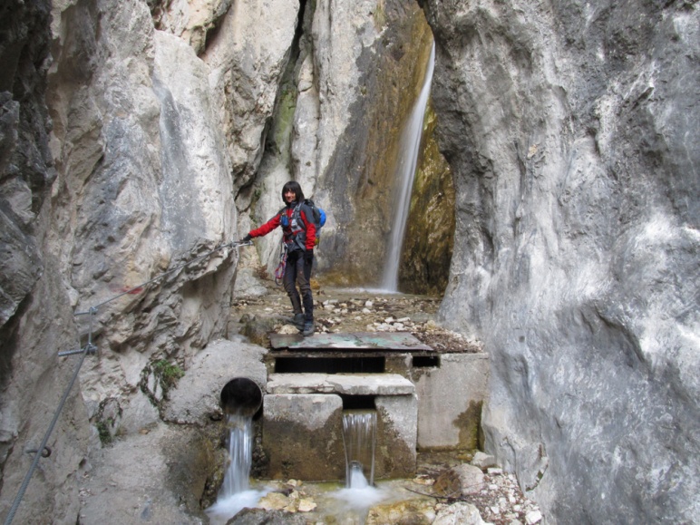 Escursionismo a 360°: Burrone Giovanelli (EEA)