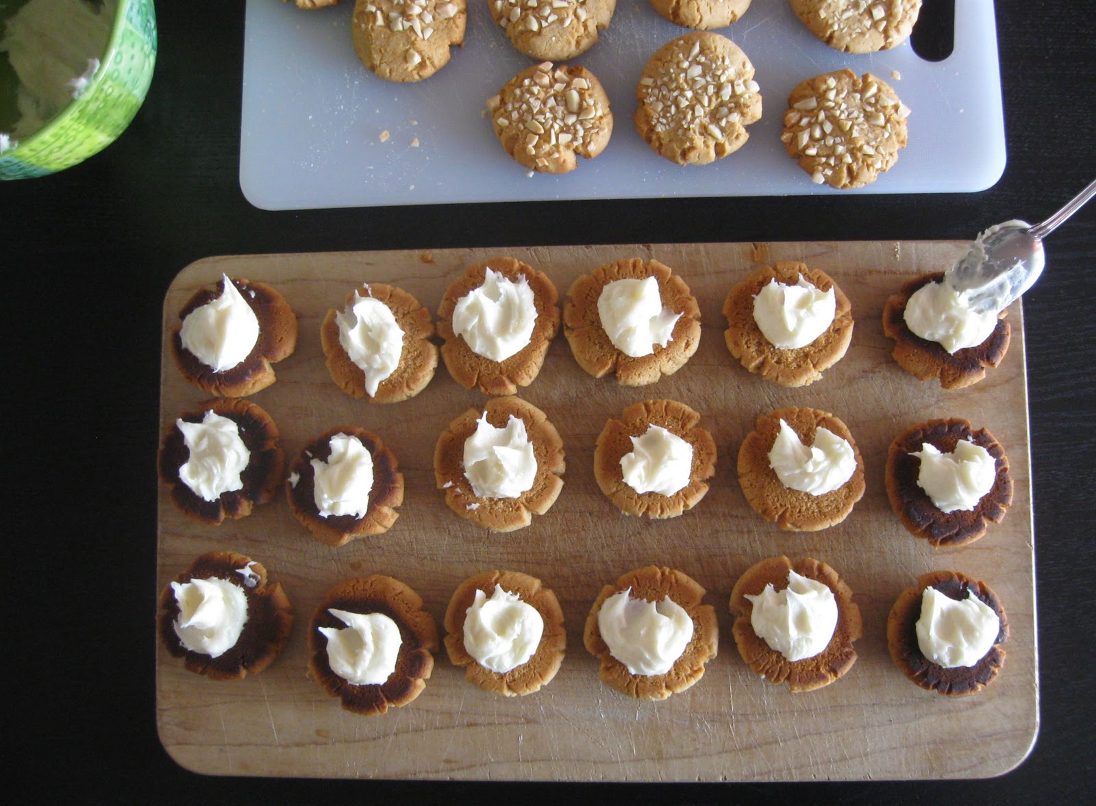 In Colorful Waters: Holiday Cookie Recipe (and the 1000 Cookie Party)