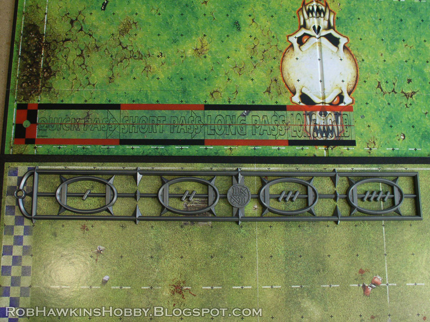 Rob Hawkins Hobby: A Look at the New Blood Bowl Components