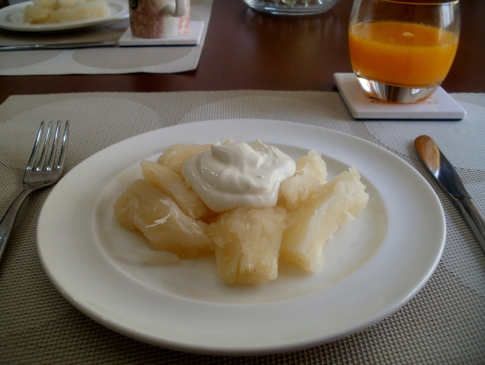 Los Antojos de Clara: Yuca cocida & yuca frita