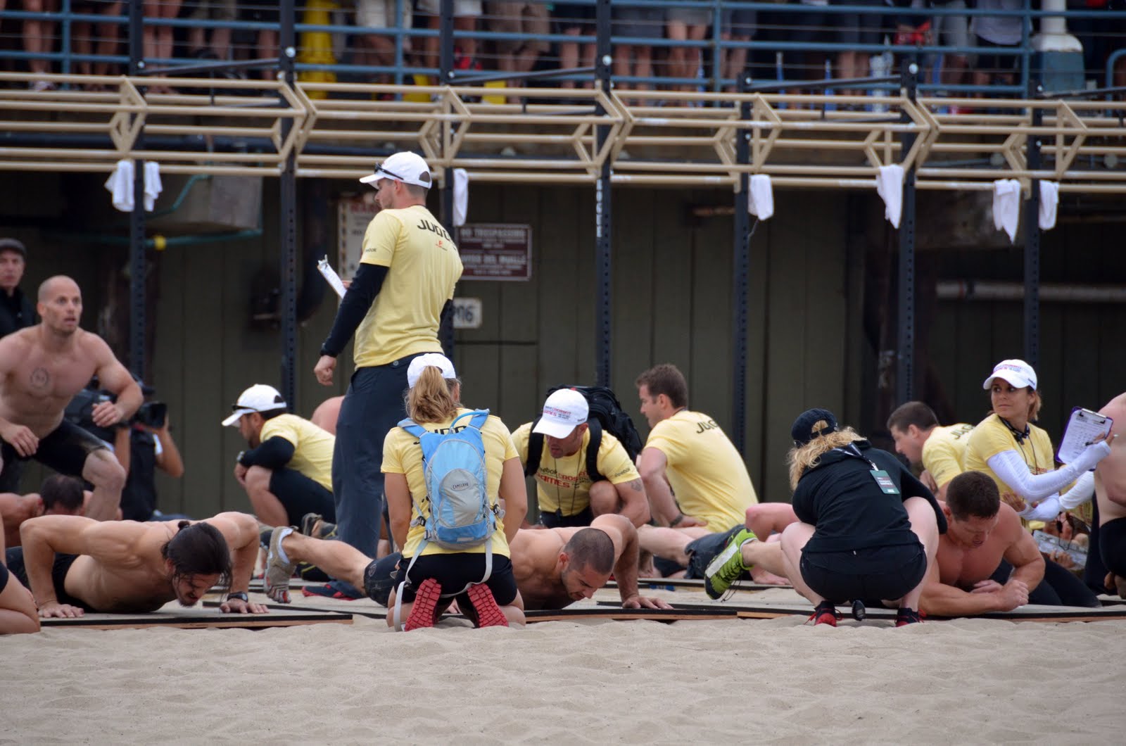 Jes' CrossFit Blog: 2011 Reebok CrossFit Games - Day 1