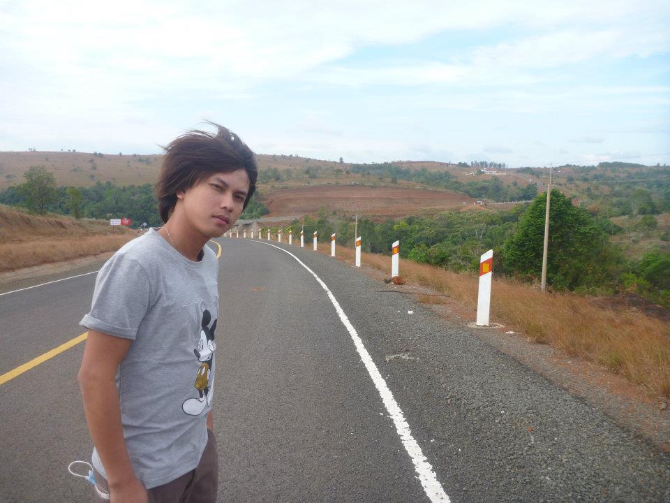 photography topg allery new: Keo Veasna Khmer Singer