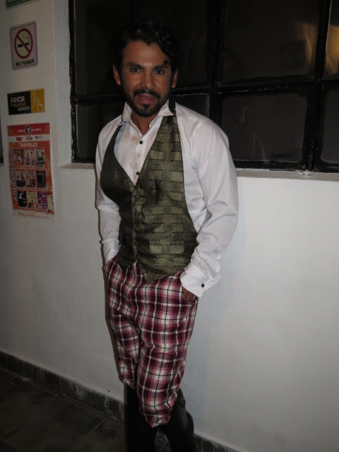 TODO AL AIRE: ALEJANDRO BELMONTE Y LA VERDAD DE FEROZ EN TEATRO EN CORTO