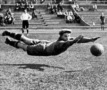 Before The 'D'...Association Football around the world, 1863-1937.: Top ...