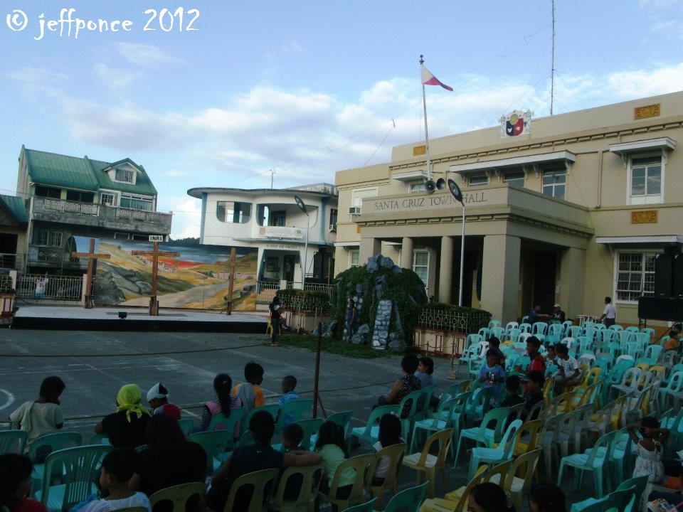 Bisayang Manlalakbay around the Philippines: Sta Cruz Municipal Hall in ...