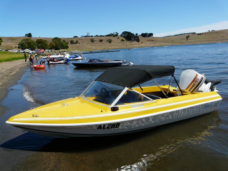 AUSSIE SKIBOATS: random; CARIBBEAN CAPER
