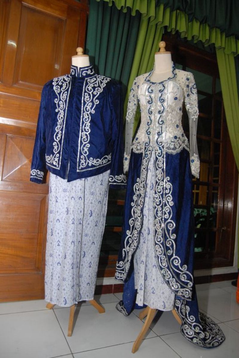 Kumpulan Foto Model Baju Pengantin Biru Putih - Trend Baju Pengantin