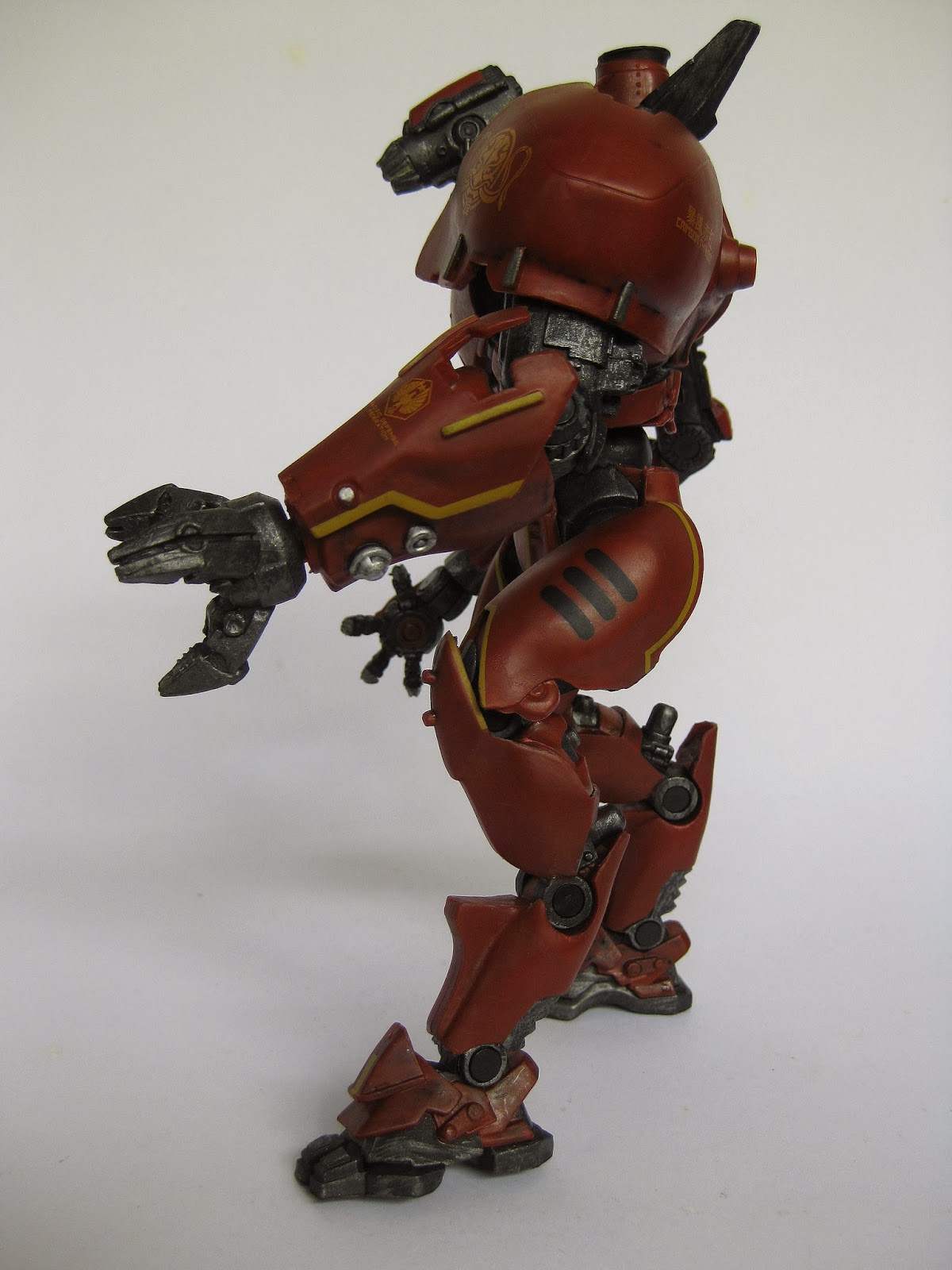 deSMOnd Collection: Neca "Crimson Typhoon" 7inch Pacific Rim Figure Pt.2