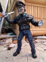 BigManToys: Maniac Cop posable resin statues.