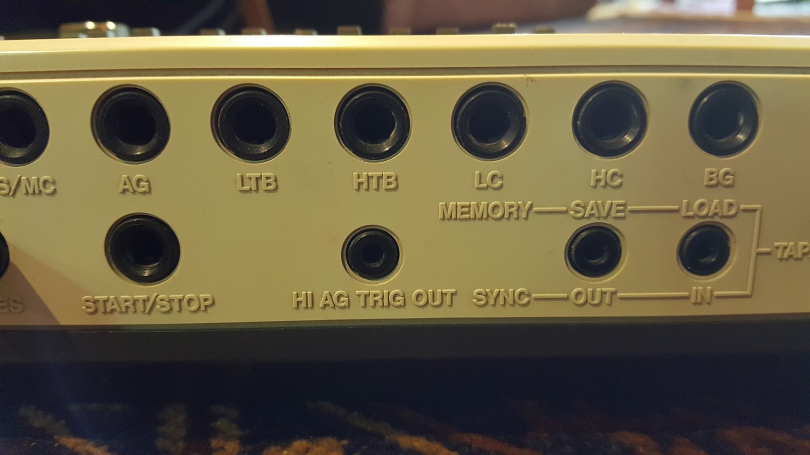 JonDent - Exploring Electronic Music: Roland TR - 727