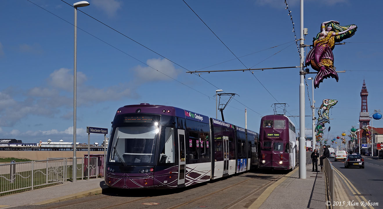 Blackpool Tram Blog: Widened Balloons on Split Tram Service
