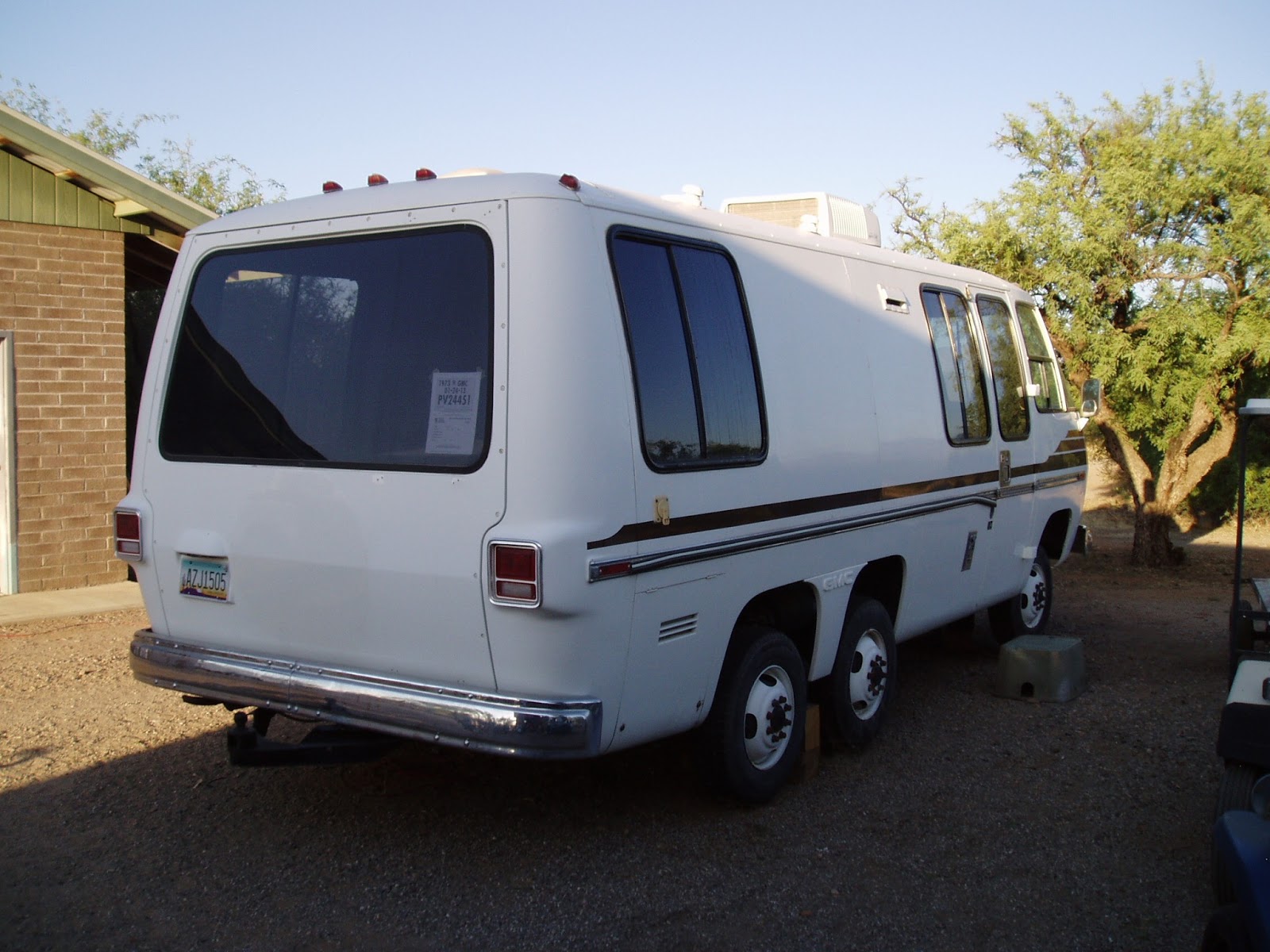 DOUG HANSEN - RESTORER OF VINTAGE AUTOMOBILES: Doug's 1973 GMC Motorhome
