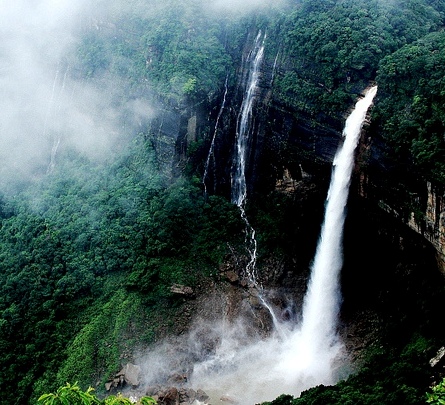 Travel and Tourism: Explore Cherrapunjee, Meghalya