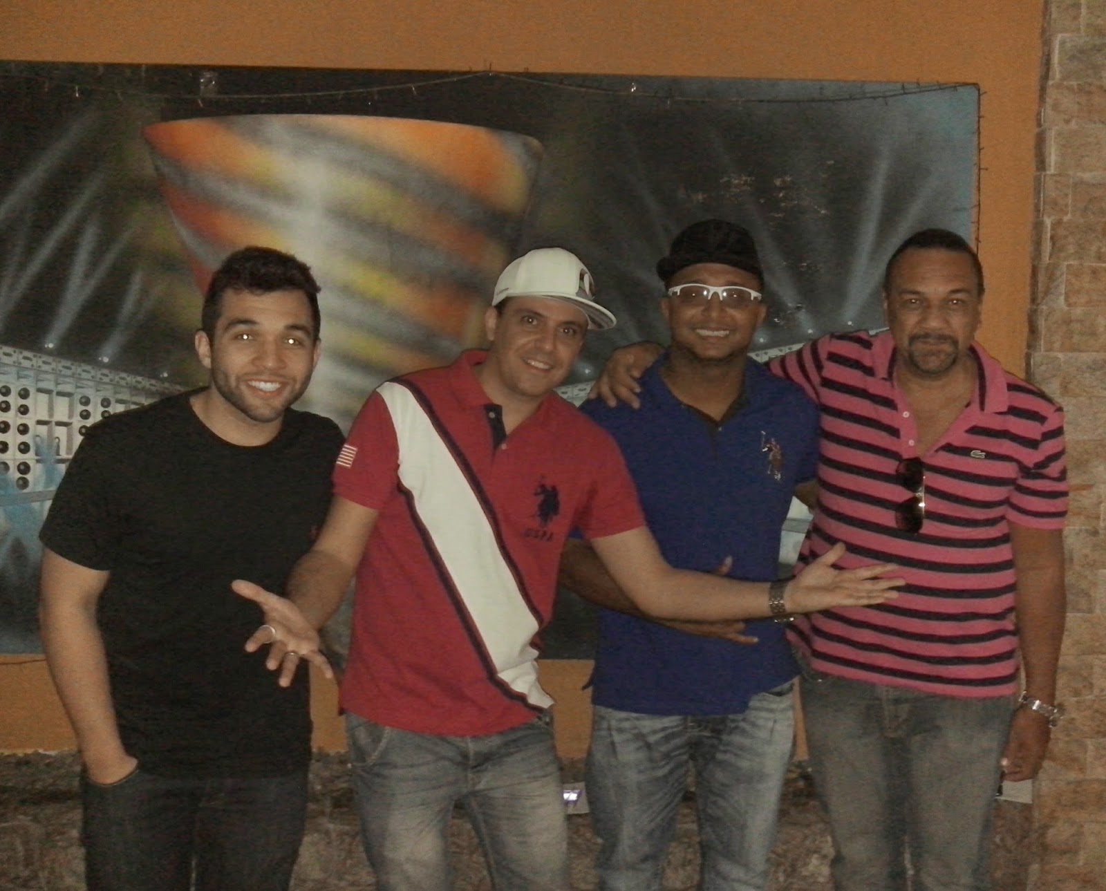 FUNK BOM É O DO BEM: Dvd Furacão 2000 Funk de Verdade