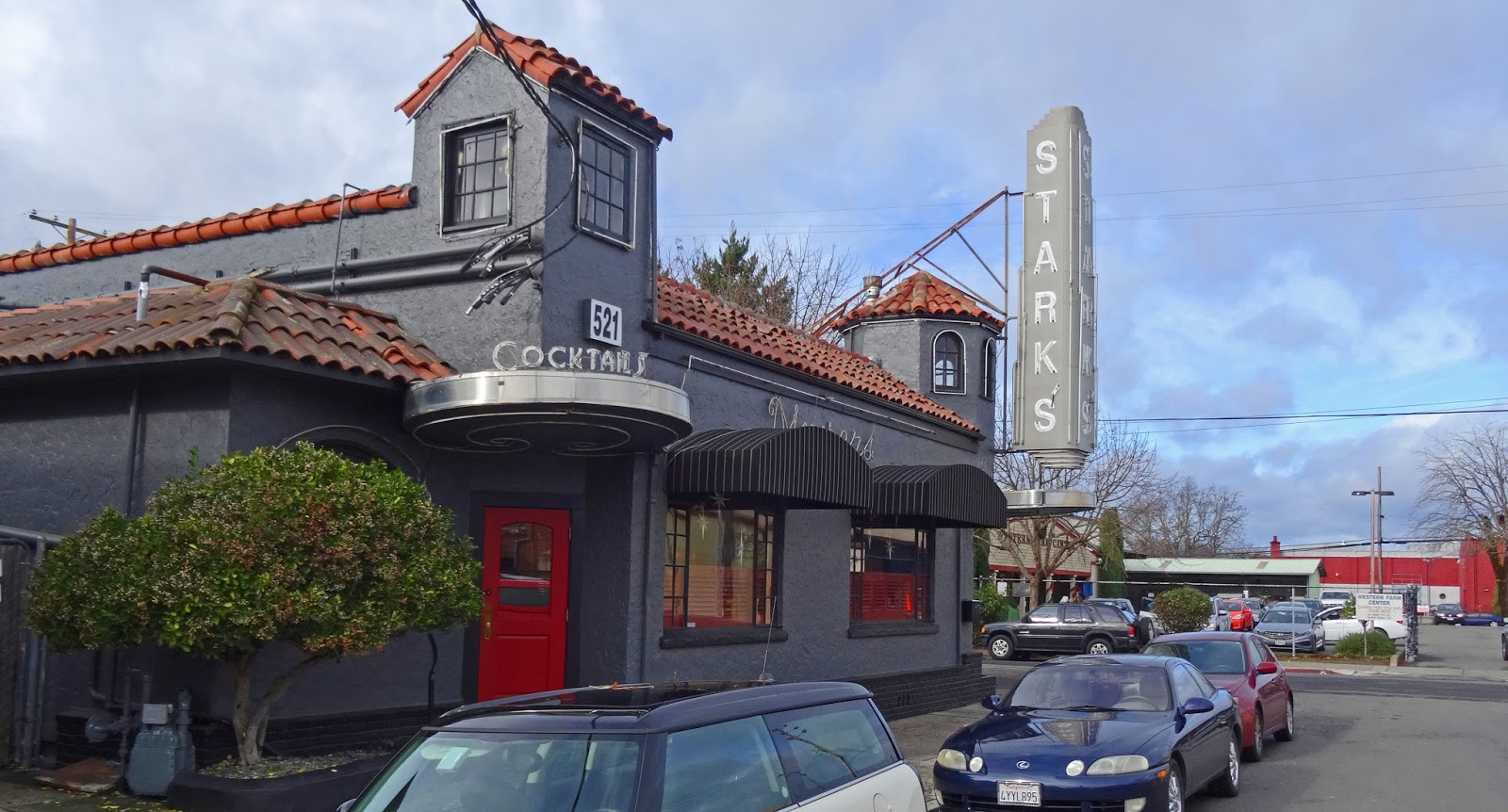 MAD MEAT GENIUS: STARK’S STEAK & SEAFOOD