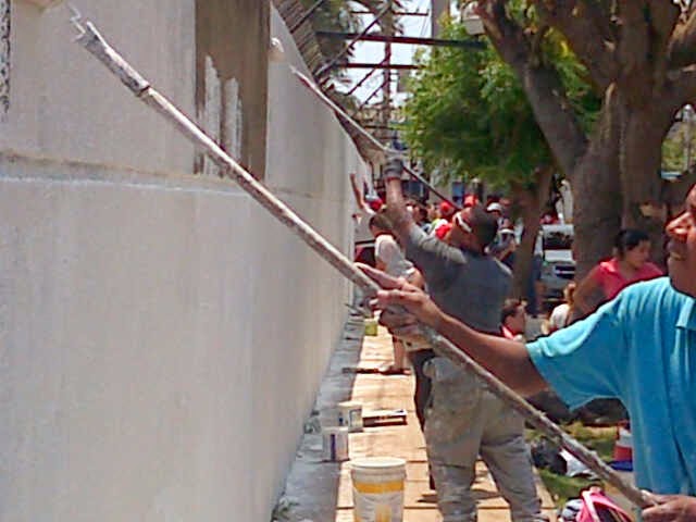 No estas sola Venezuela (You are not alone, Venezuela): Roberto Annese ...