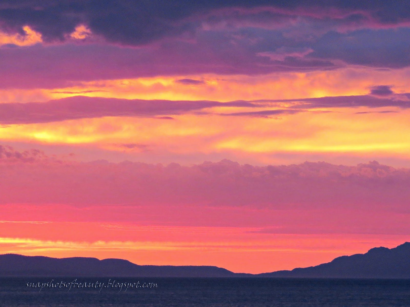 Snapshots of Beauty: SUNRISE/SUNSET OBSESSION..... MUCH?