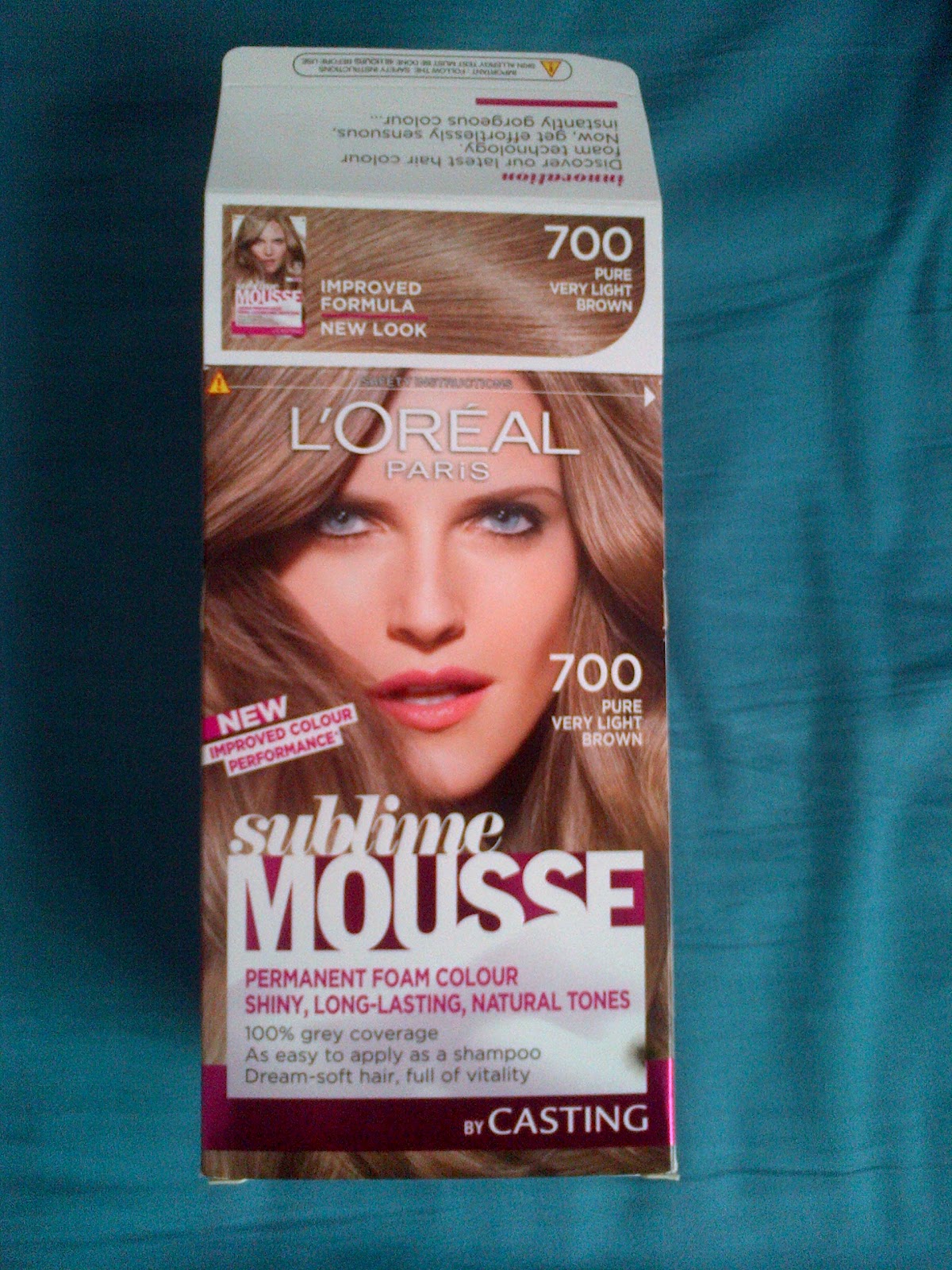 Simply Me: L'Oreal Sublime Mousse - Pure Very Light Brown 700