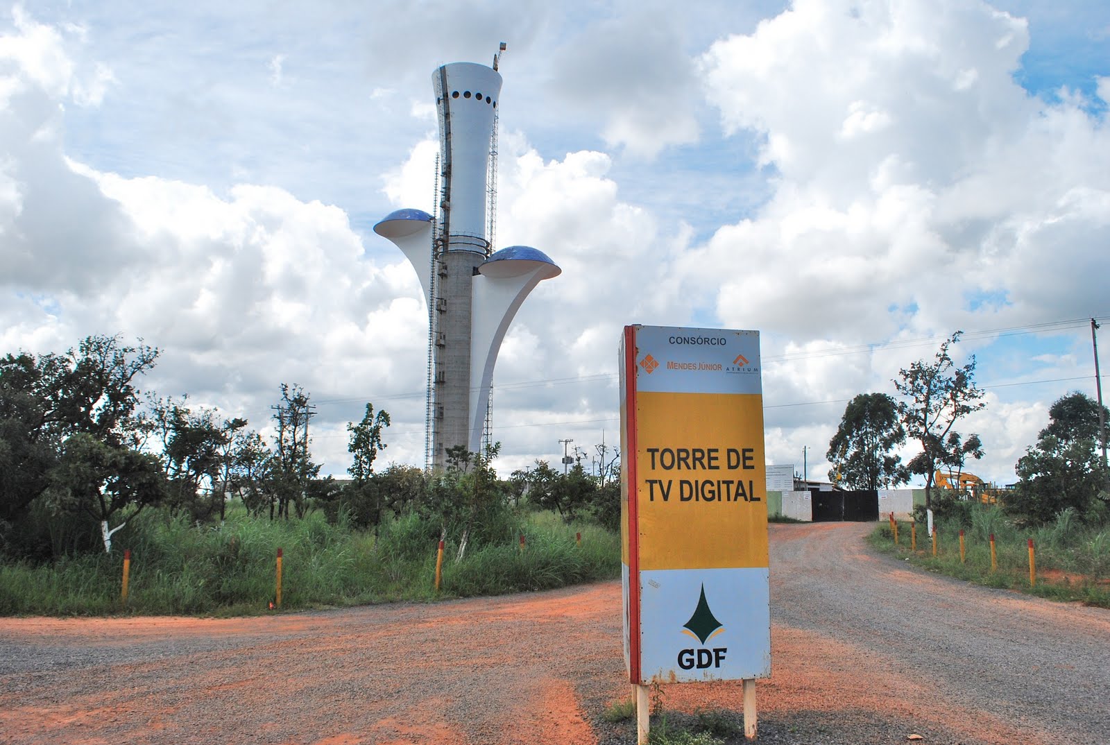 TORRE DIGITAL QUASE PRONTA - BLOG DO EMICLES