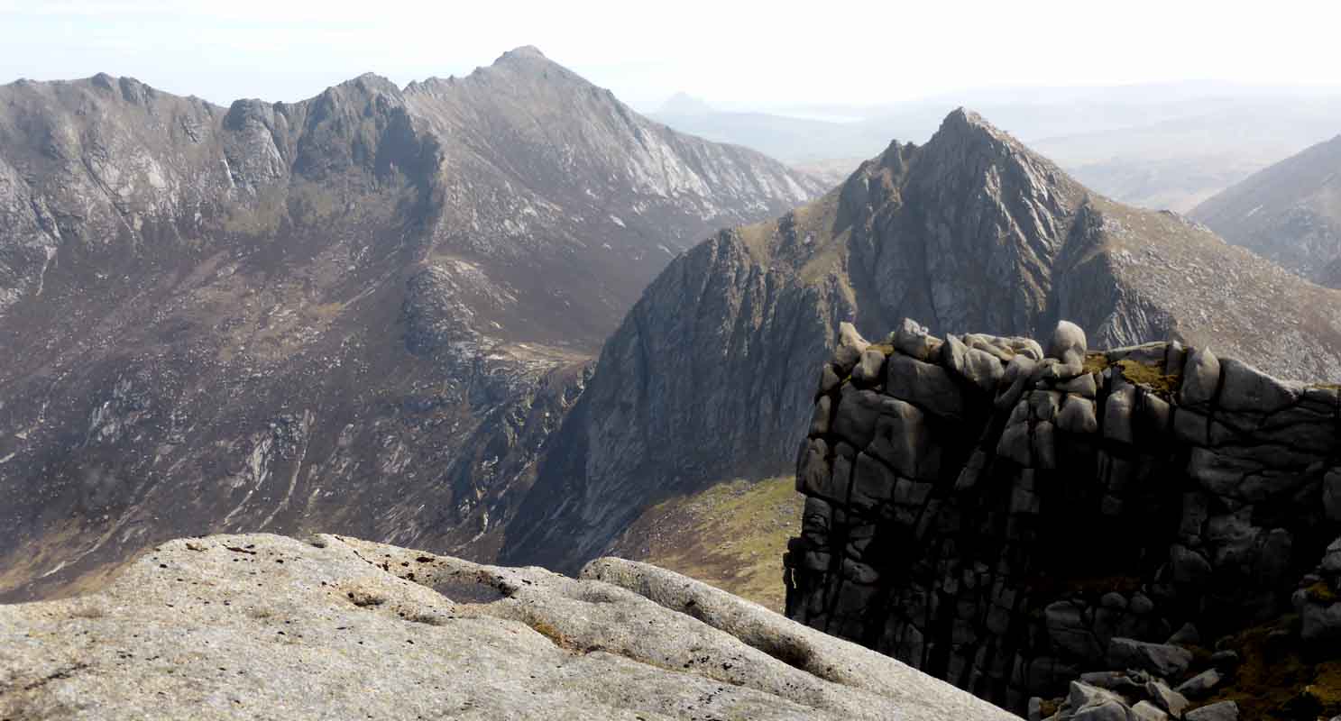 Alex and Bob`s Blue Sky Scotland: Arran Ridge Weekend. Caisteal Abhail ...