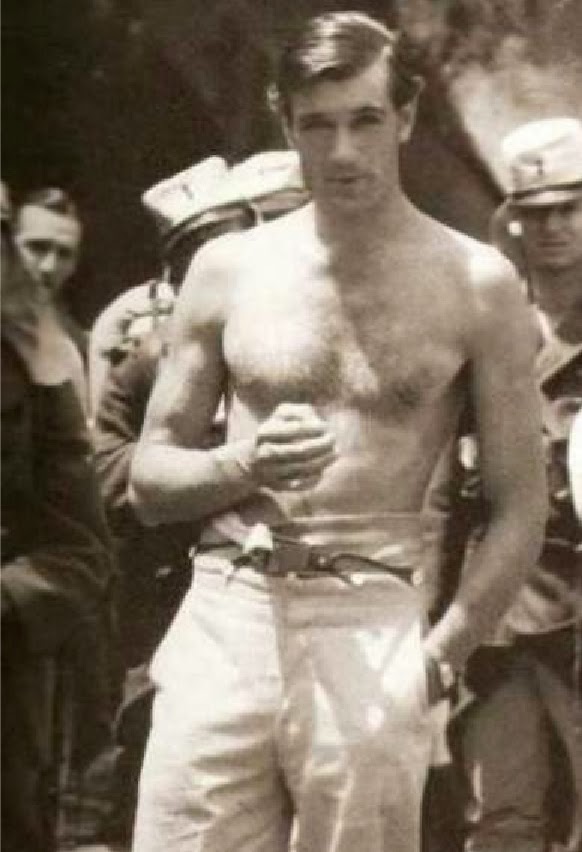 my new plaid pants: Good Morning, Gratuitous Gary Cooper