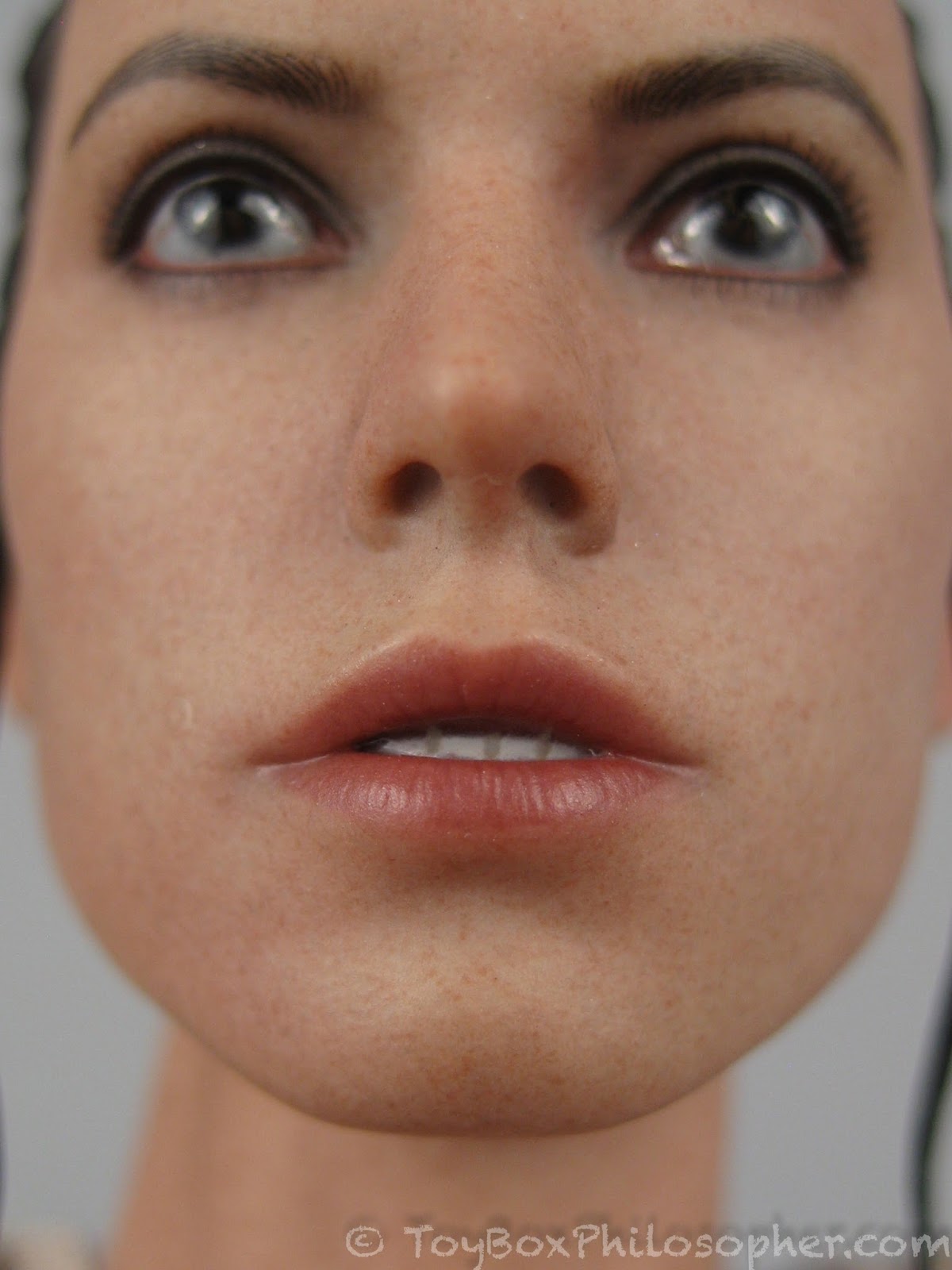 Star Wars: The Force Awakens 1:6 "Jakku Rey" by Hot Toys | The Toy Box ...