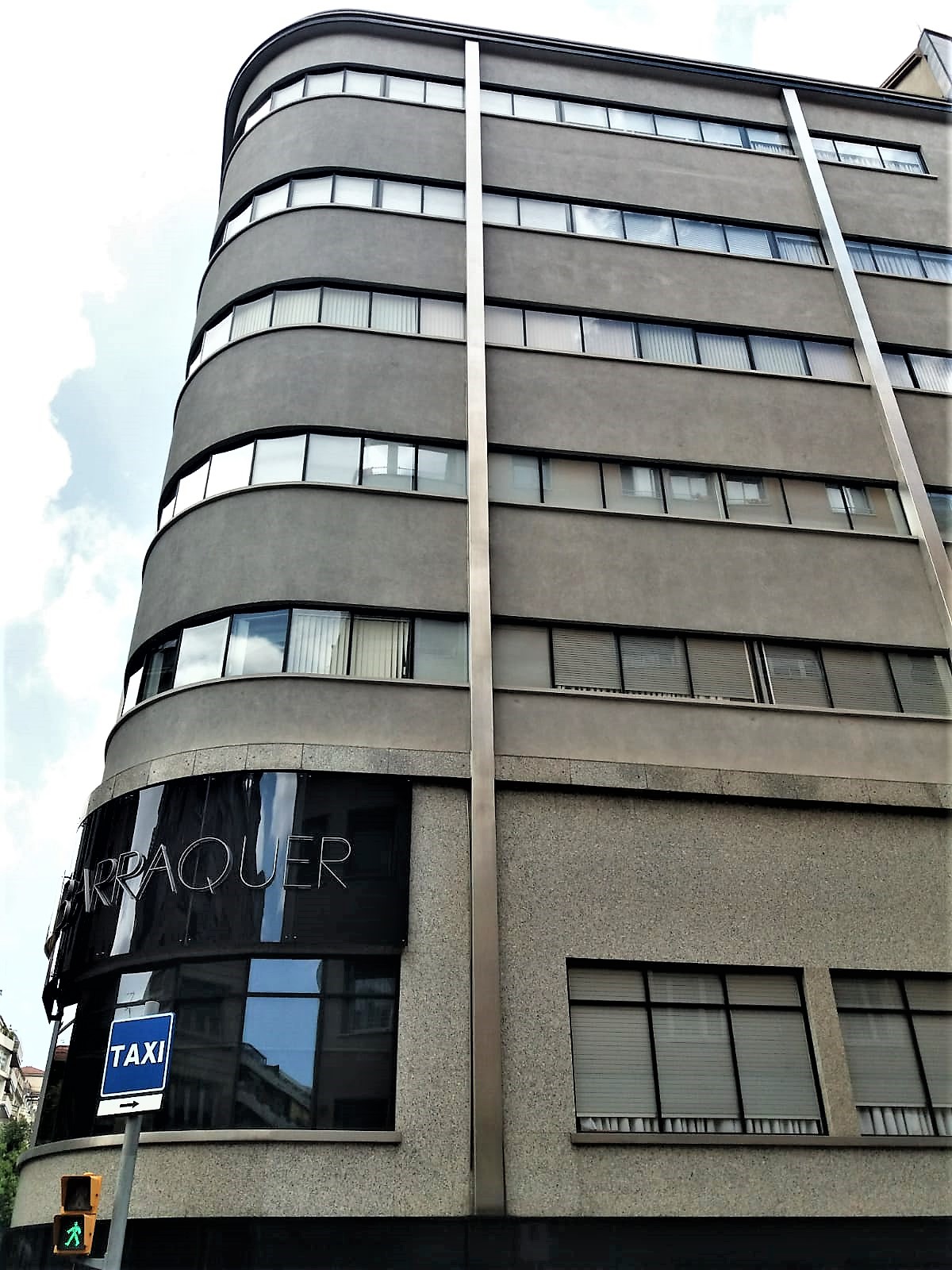 Redescubriendo Barcelona y más allá: 14/06/2018 Clínica Barraquer