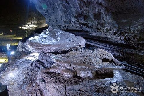 [Travel Korea] - 'Manjang Cave' (Manjanggul) in JEJU Island - Where To ...