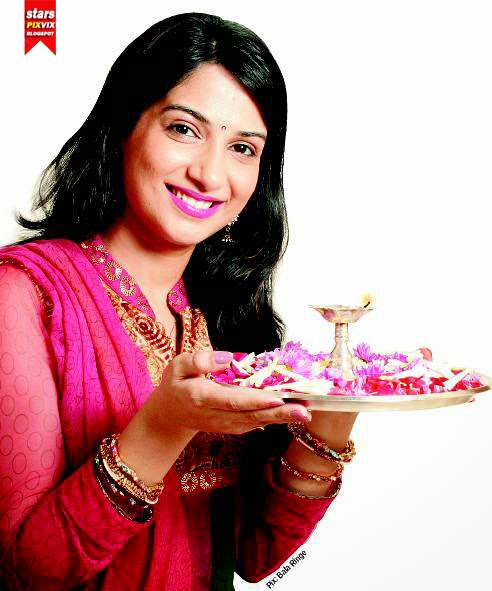 Gorgeous Poorva Gokhale's Photos | Cute Marathi actresses, bollywood ...