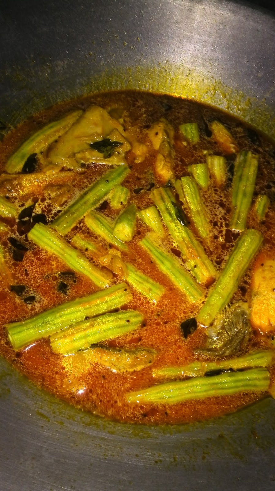 namakucella: KARI BUAH MUNGGAI a.k.a KACANG KELOR