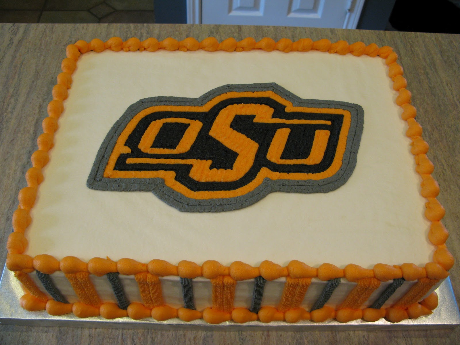 A Counselor's Confections: OSU Cake