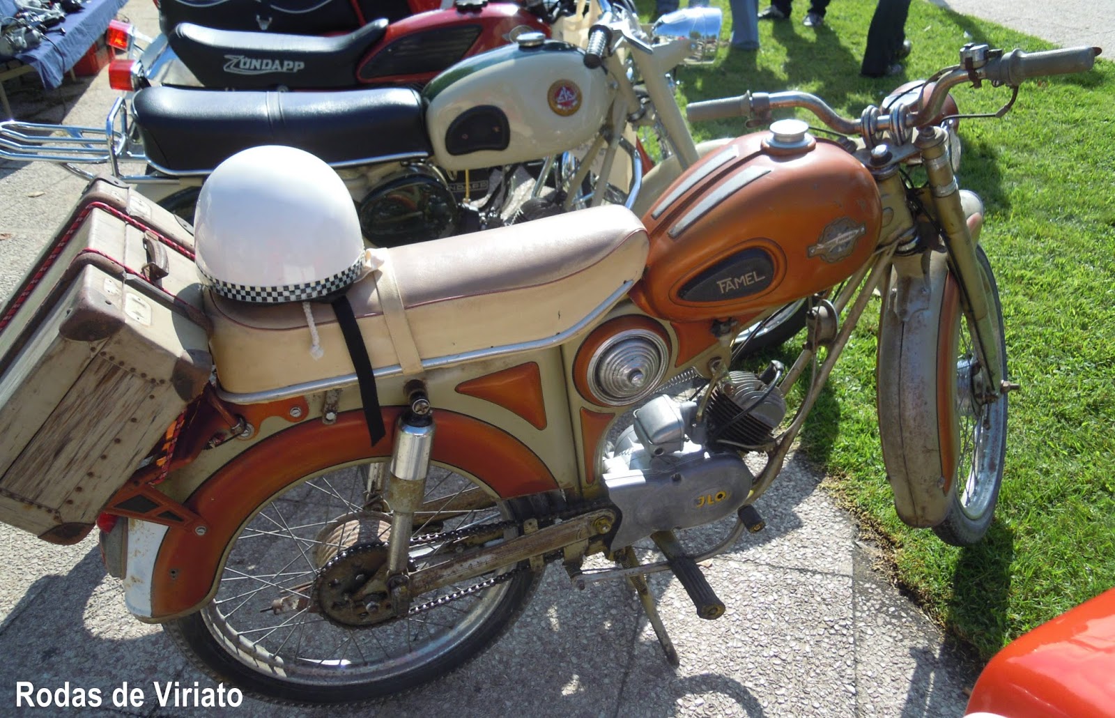 Famel Foguetão no 12.º Encontro Motas Antigas Pinhal Novo