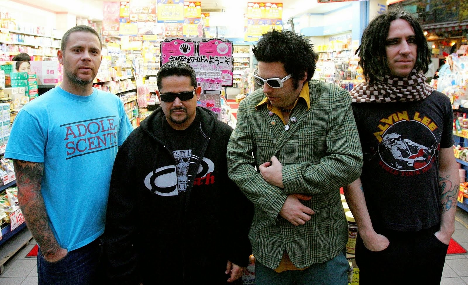 10 Band Punk Rock Terbaik dan Terpopuler di Dunia Sepanjang Masa ...