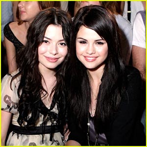 Miranda Cute: Selena Gomez & Miranda Cosgrove:Teen Vogue Terrific