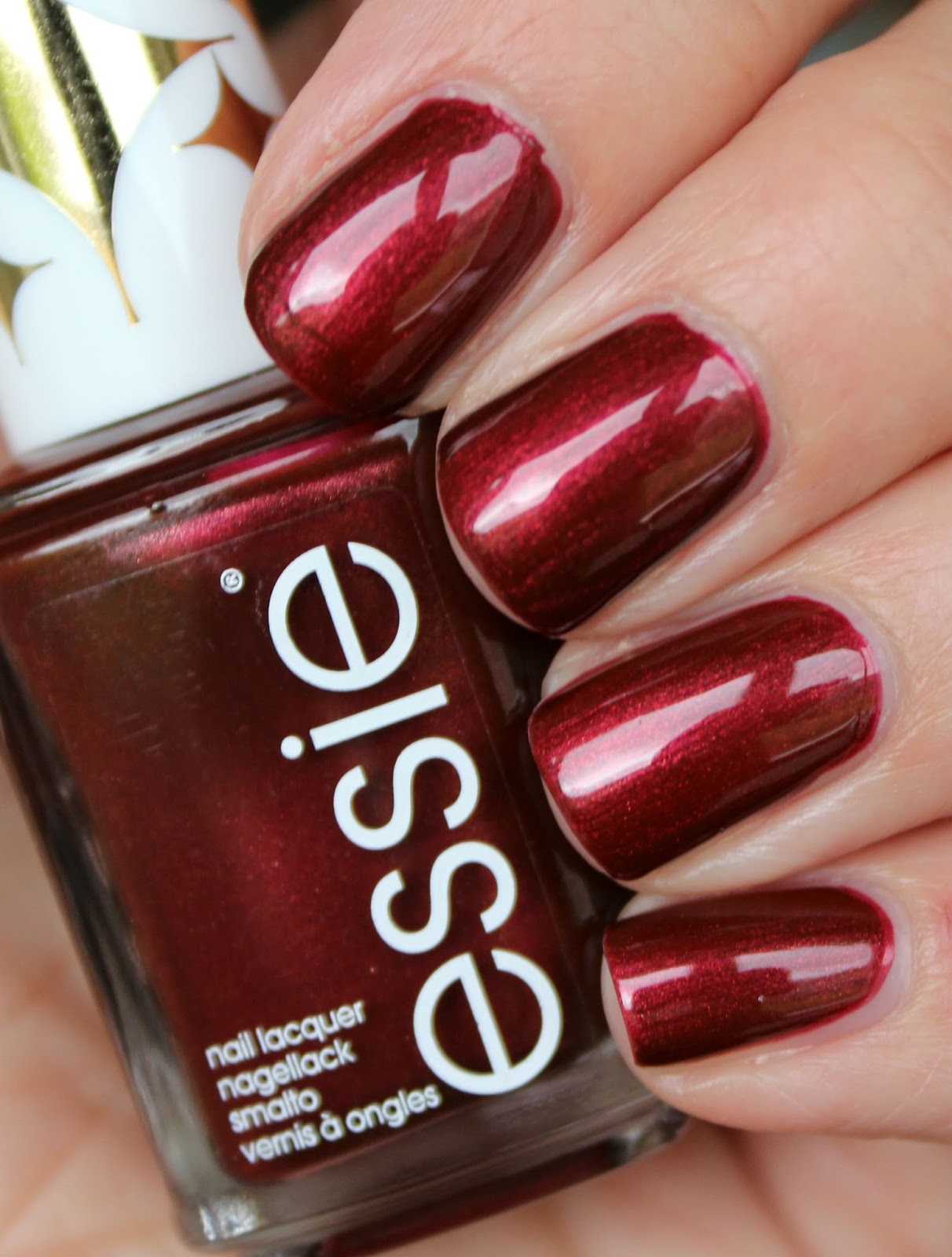 NAILTASTIC: Essie Life of the Party