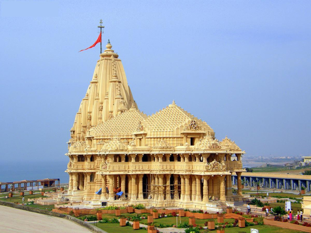 Shree Dwarkadhish Temple Landmark Hindu Temple Online Free Jay ...