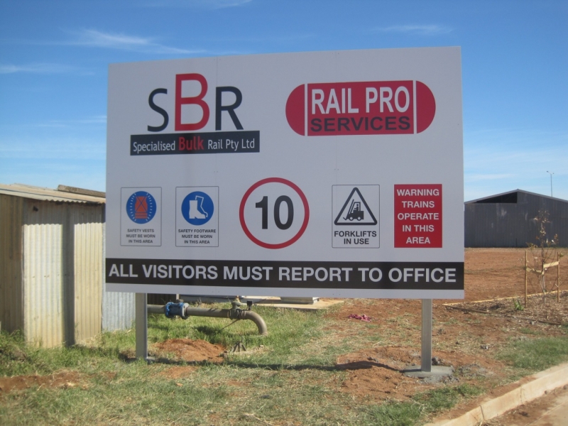 4 Ways in which a Signwriter Can Help You for Your Business - Sign ...