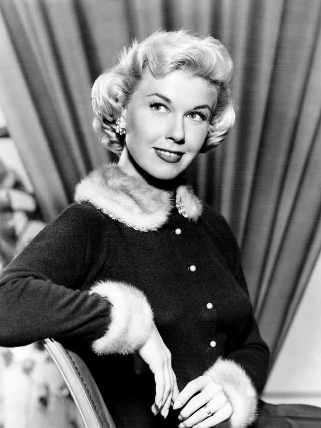 35 Stunning Black and White Photos of a Young and Beautiful Doris Day ...