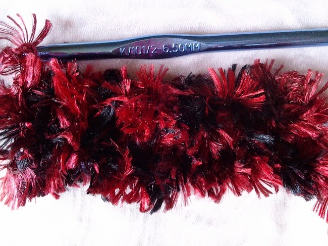 Yarn Review: Bernat Boa