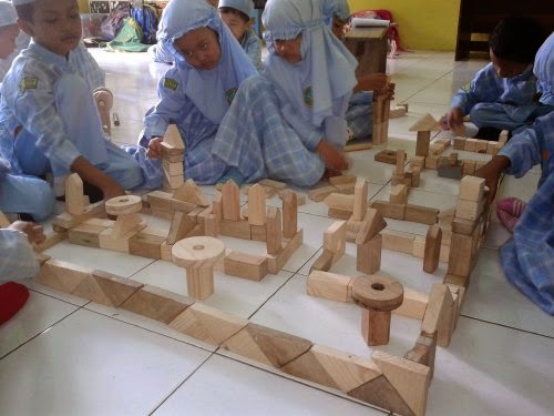 SENTRA BALOK - TK Al Umm Kembiritan