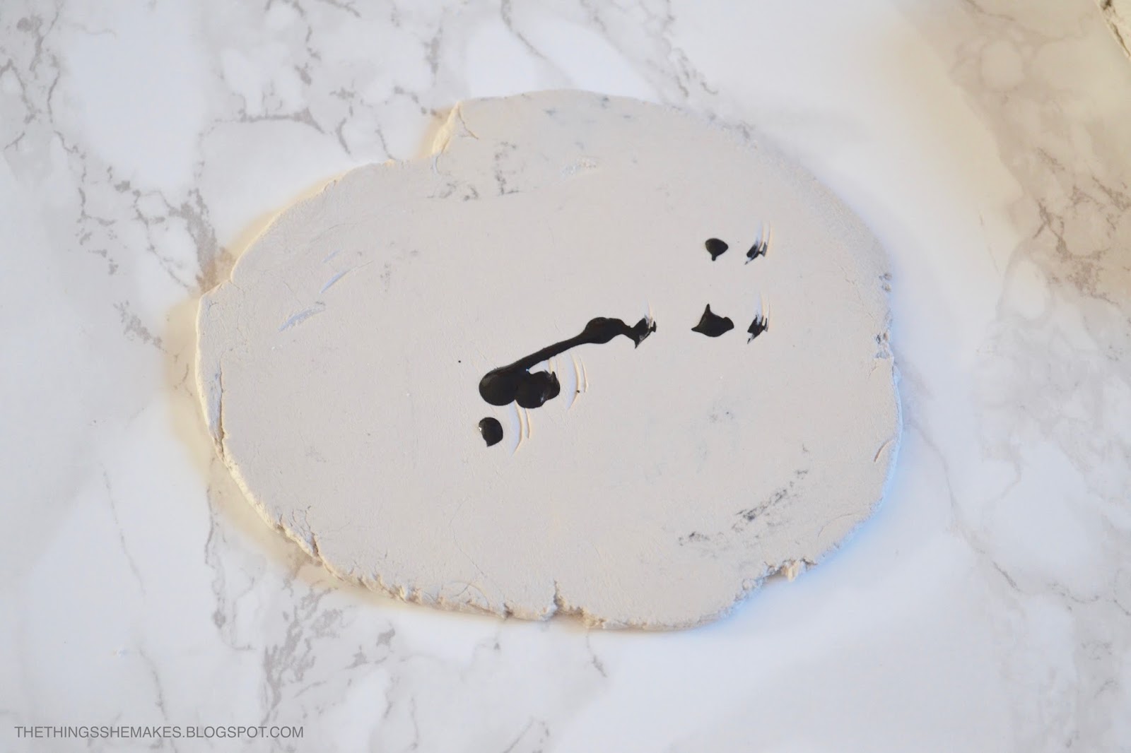 DIY Home Decor | Marble Air Dry Clay Display Trays | The Things She Makes